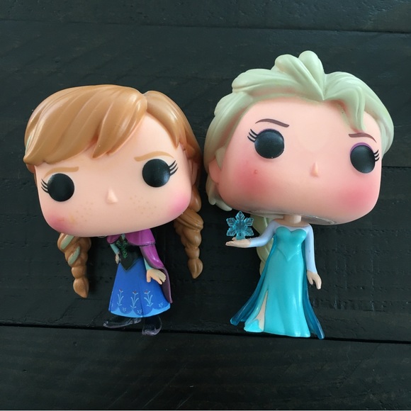 Funko | Accents | Elsa And Anna From Frozen Funko Pop | Poshmark